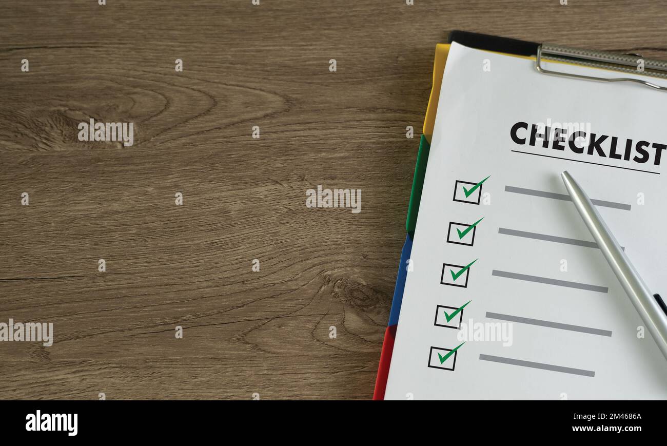 Checklist Notice Remember Planning Concept businessman writer checklist ...