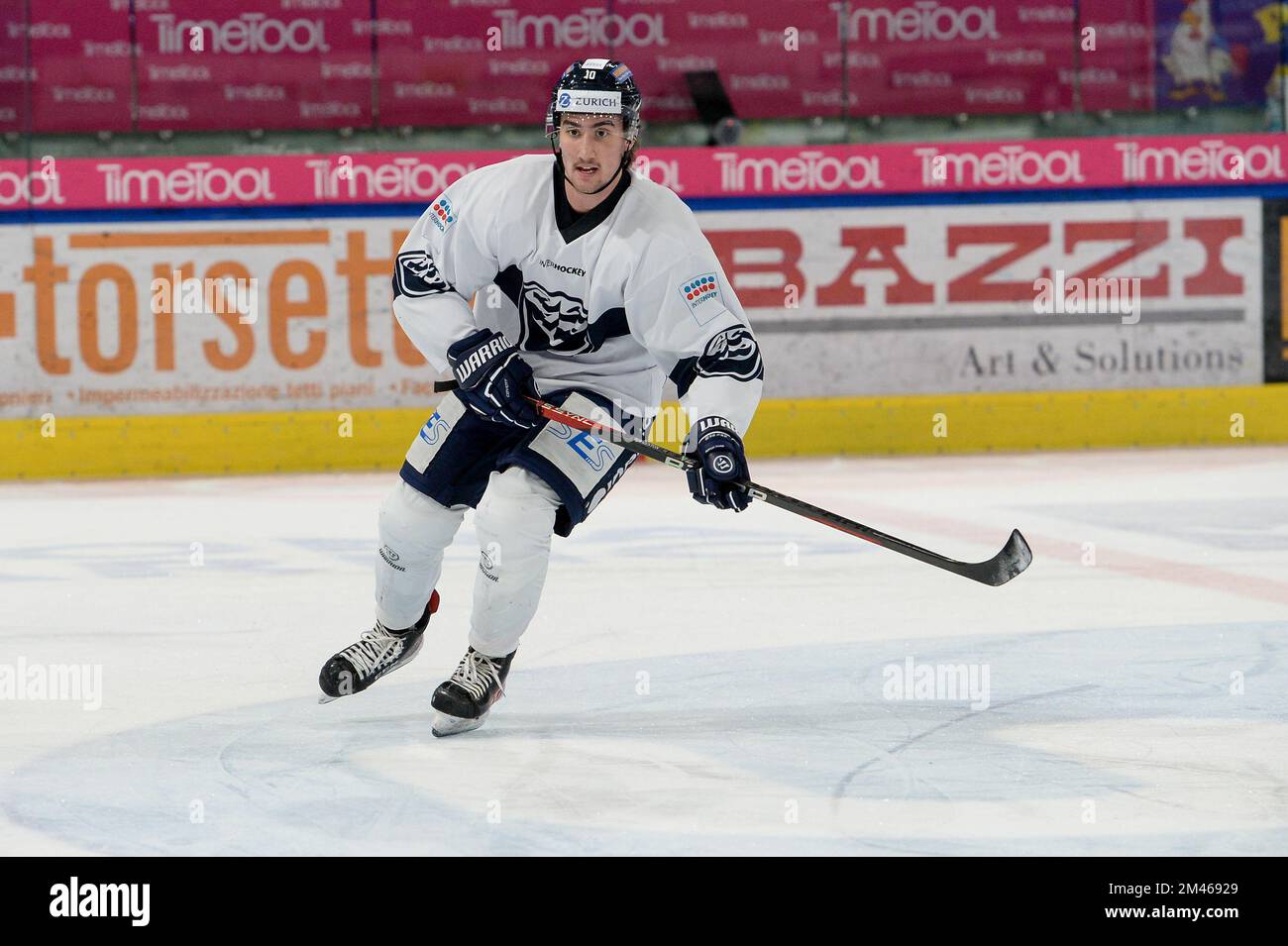 19.12.2022, Ambri, Gottardo Arena, NL: HC Ambri Piotta, Alex Formenton ...