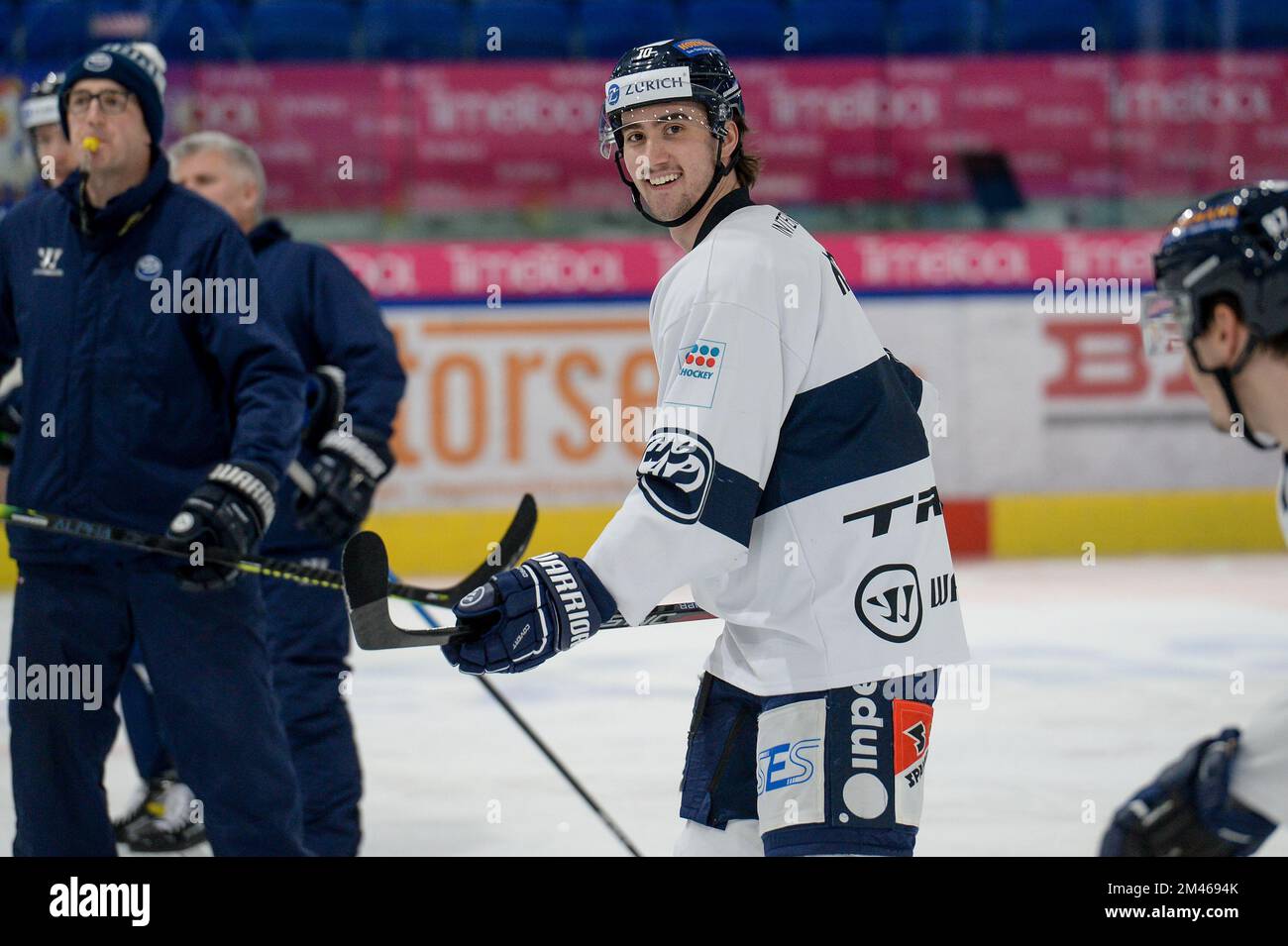 19.12.2022, Ambri, Gottardo Arena, NL: HC Ambri Piotta, Alex Formenton ...