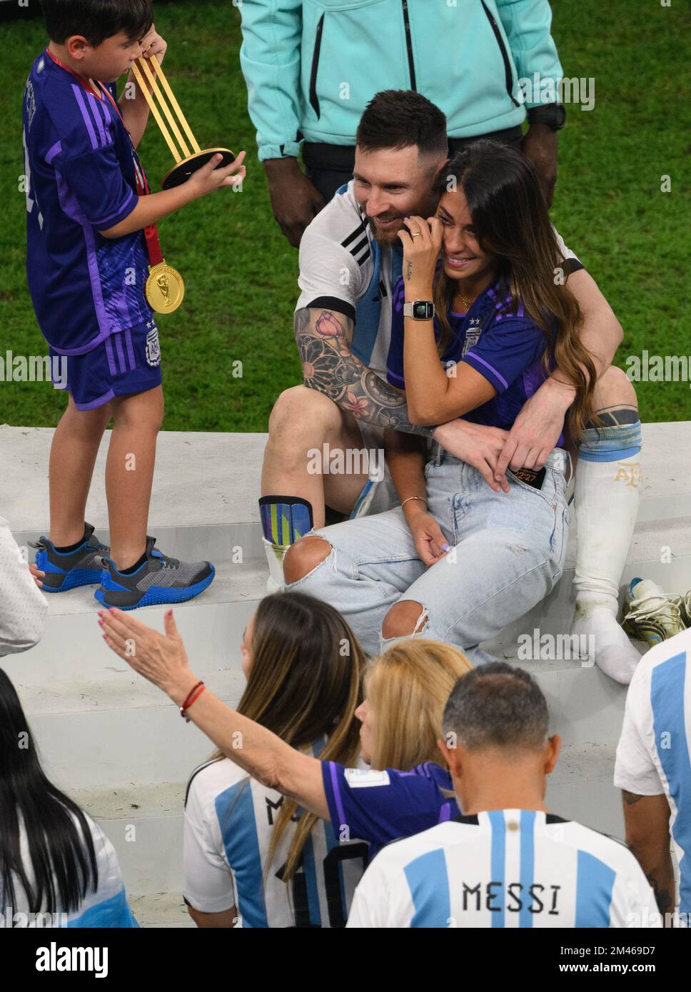 Messi And Girlfriend 2022