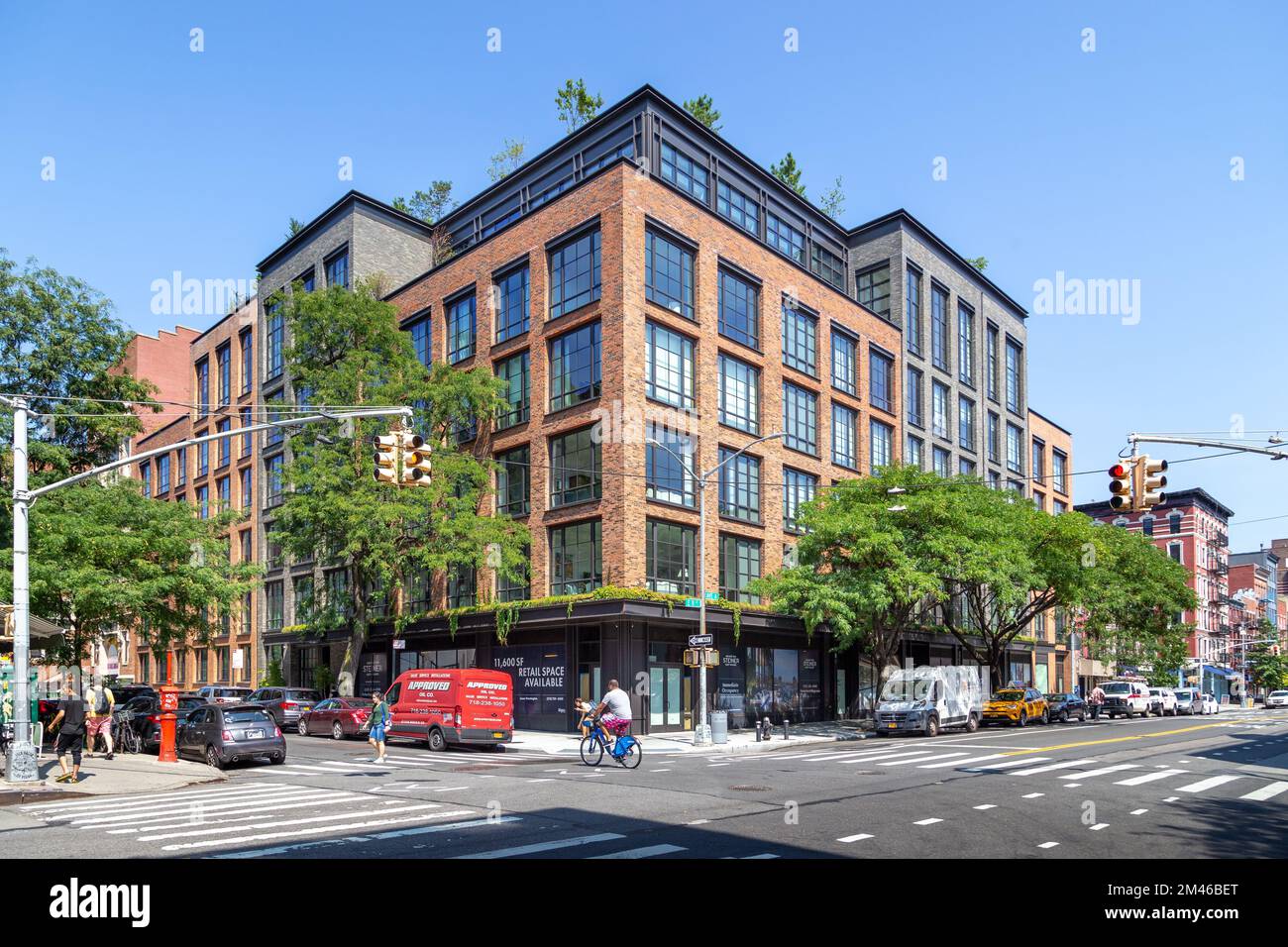 New luxury apartment building in the gentrified East Village area of ...