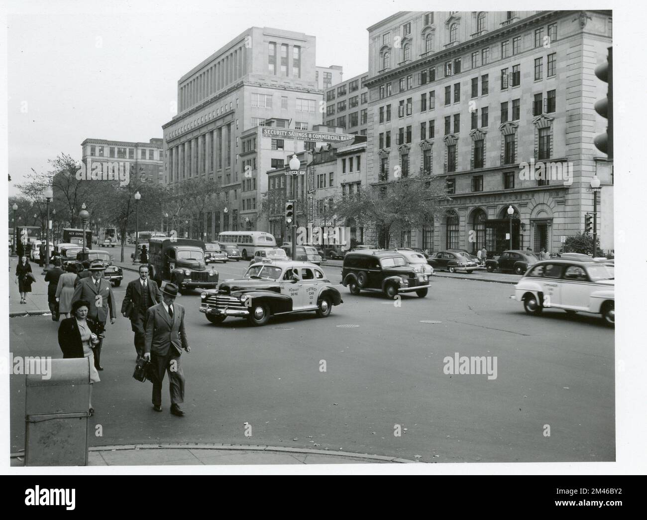 Intersection of washington and state streets hi-res stock photography ...