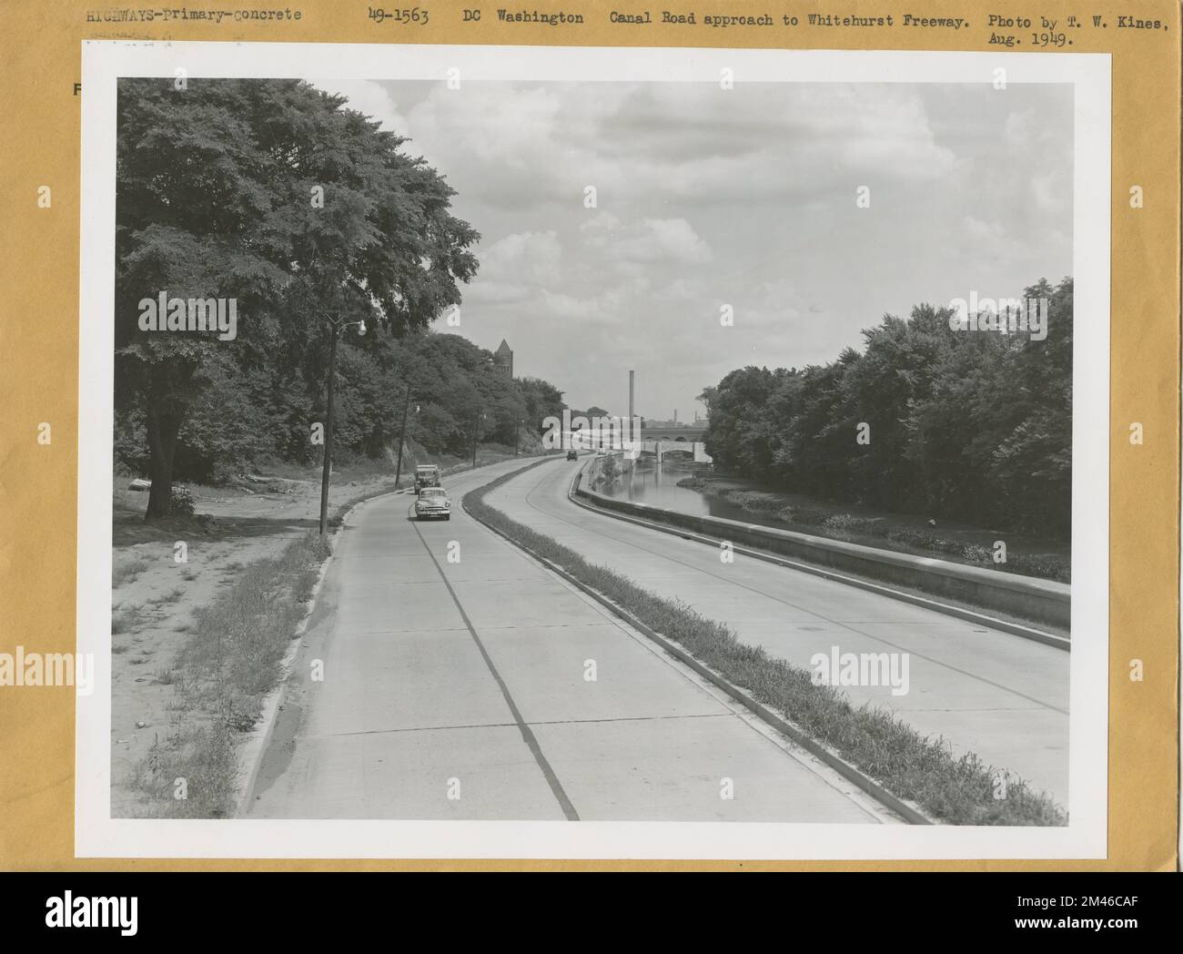 Canal Road Approach to Whitehurst Freeway. Original caption: Canal Road ...