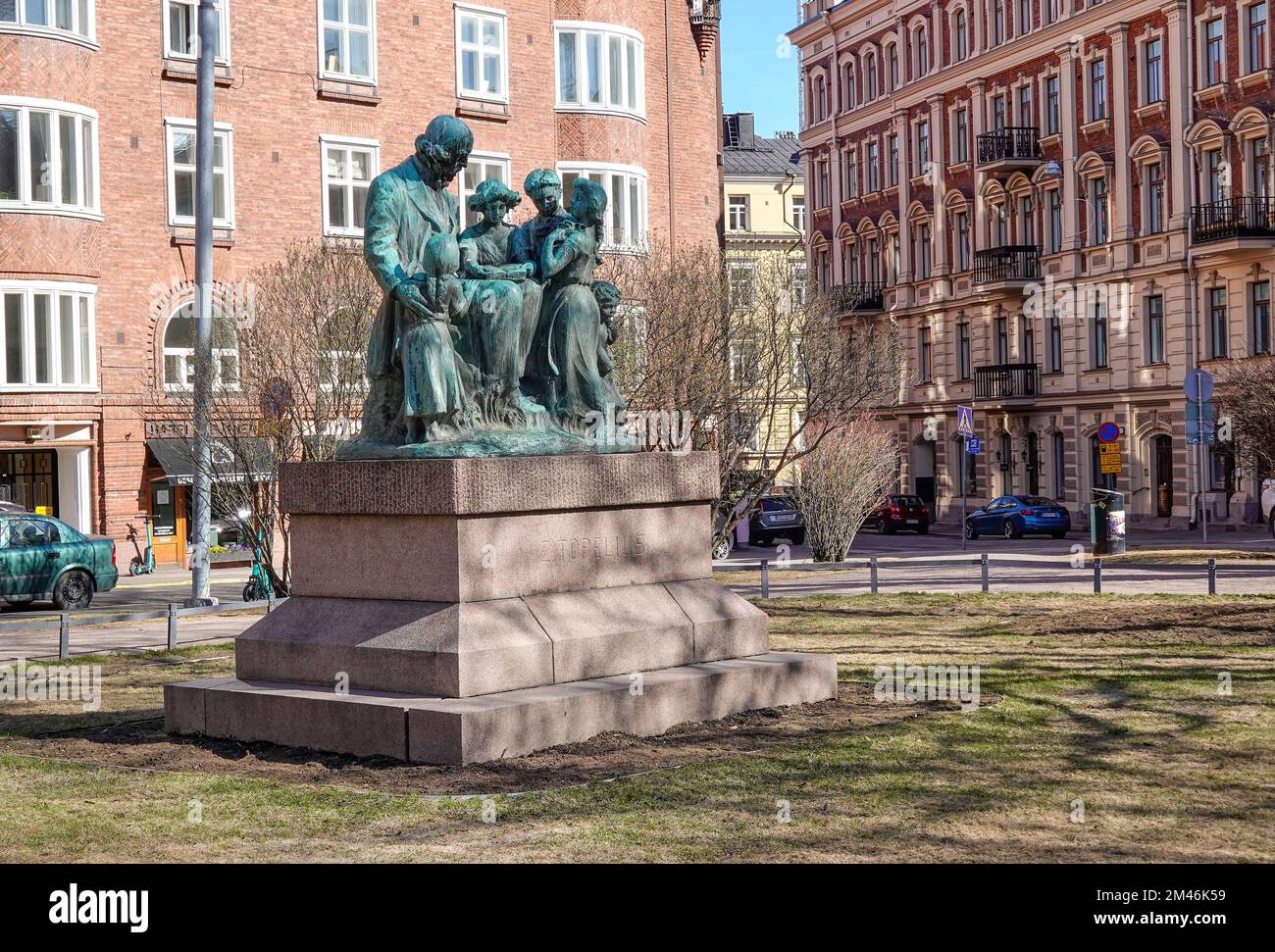 Denkmal Zacharias Topelius, Koulupuistikko Platz, Helsinki, Finnland ...