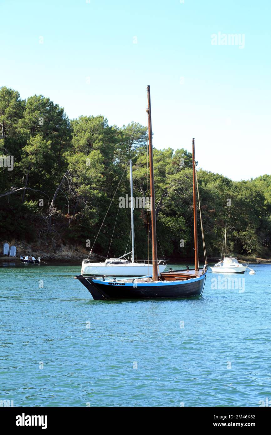 Plage de moreac hi-res stock photography and images - Alamy