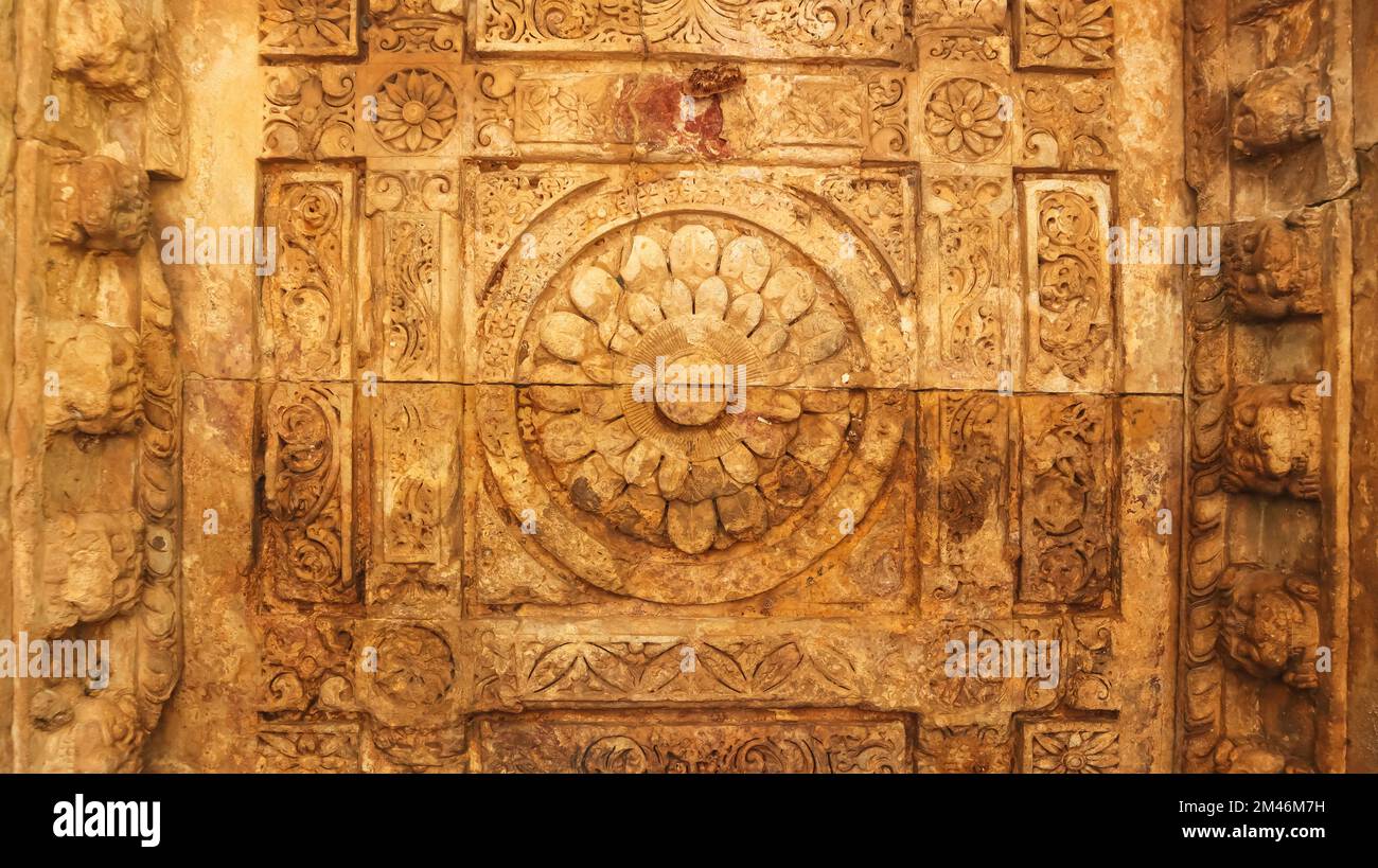 Roda temples hi-res stock photography and images - Alamy