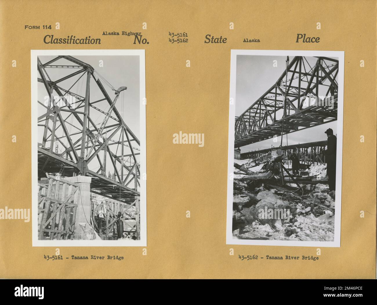 Tanana River Bridge. State: Alaska Stock Photo - Alamy