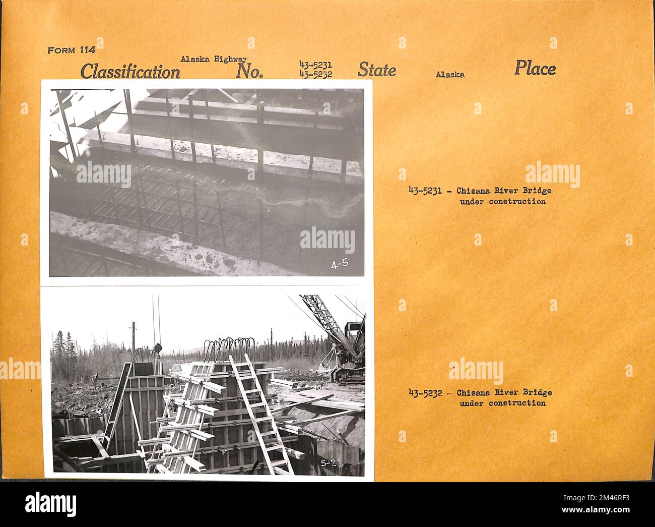 Chisana River Bridge under construction. State: Alaska Stock Photo - Alamy