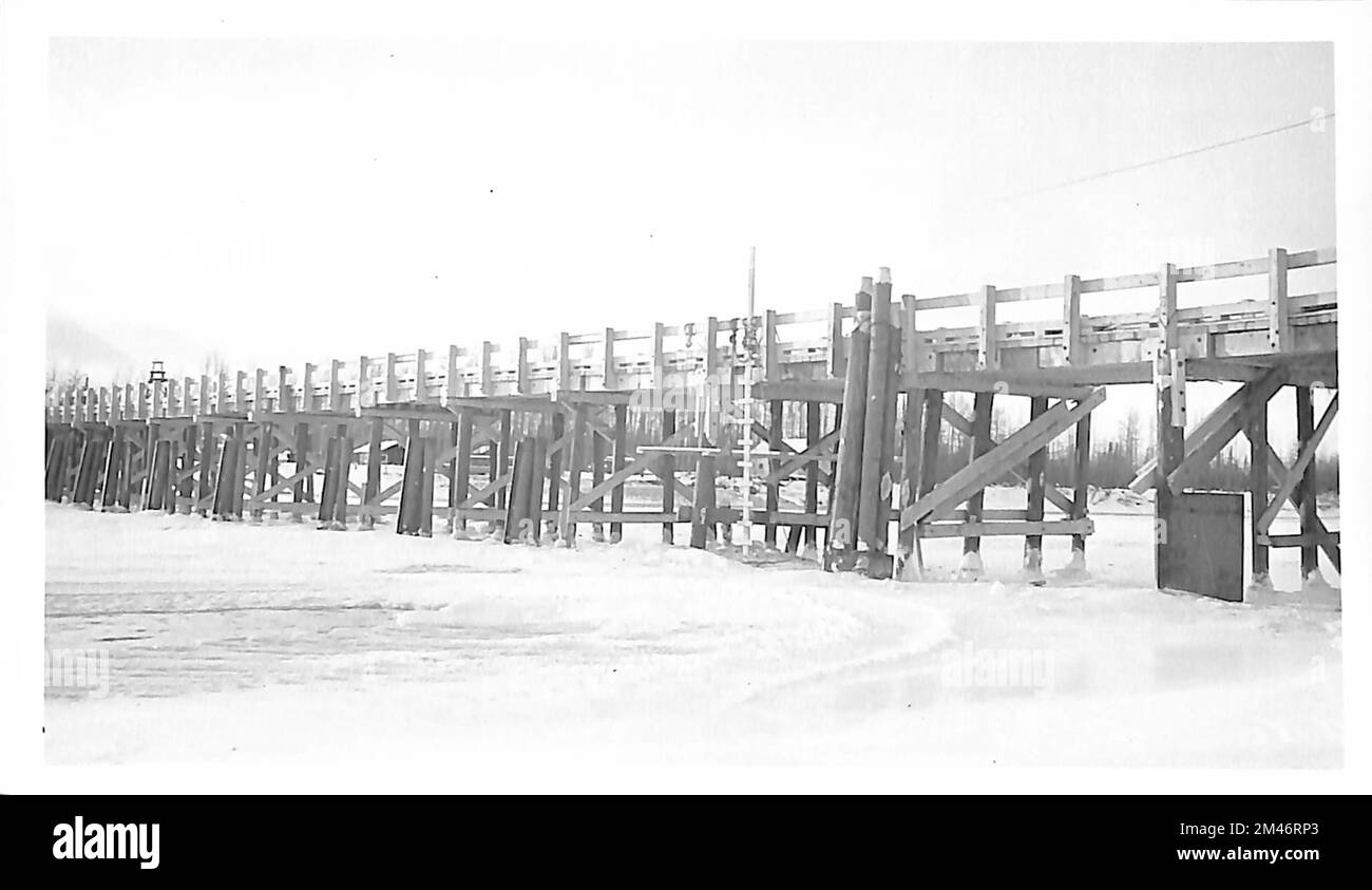 Tanana River Bridge, Big Delta. State: Alaska Stock Photo - Alamy