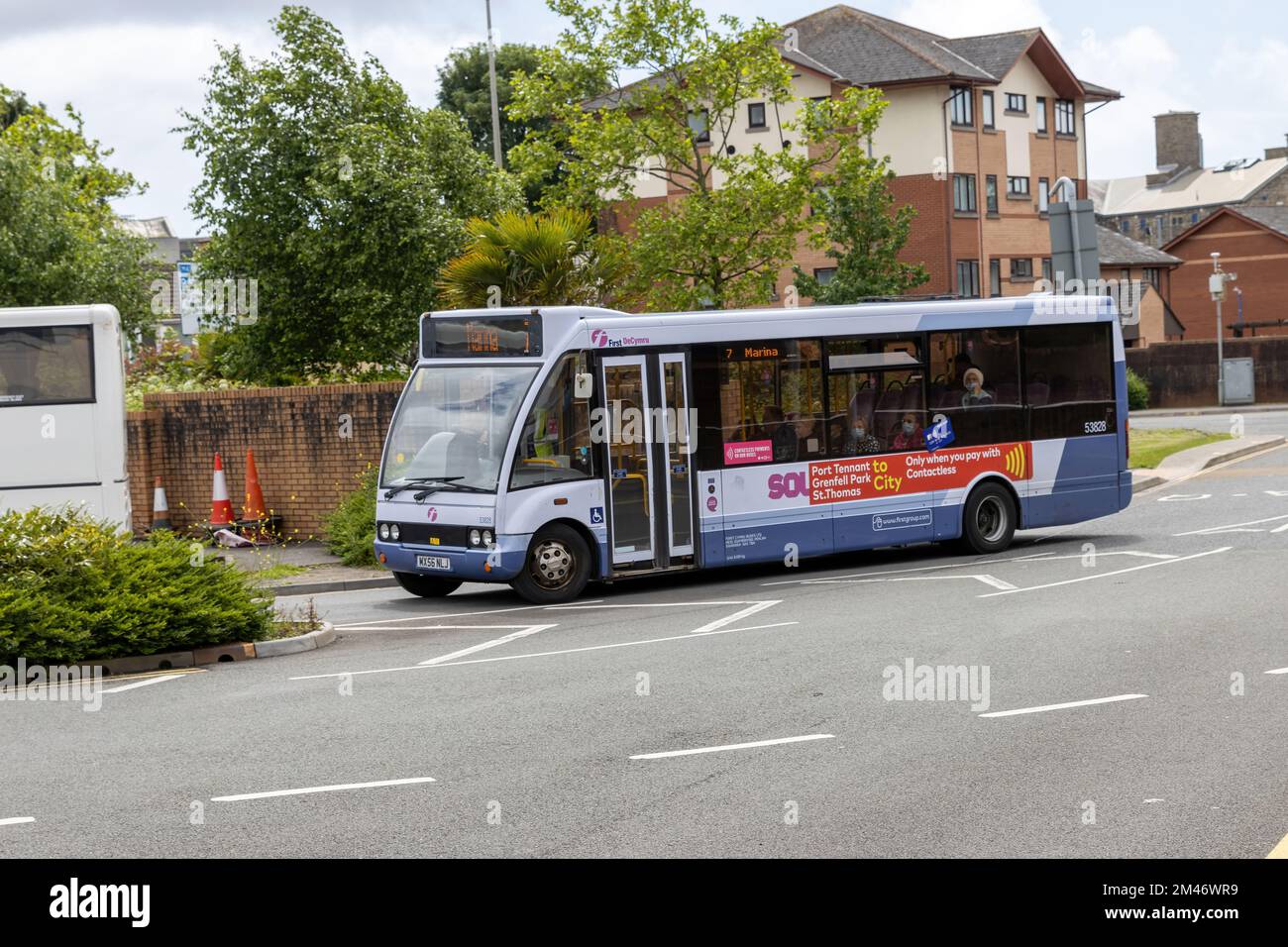 Optare solo hi-res stock photography and images - Alamy