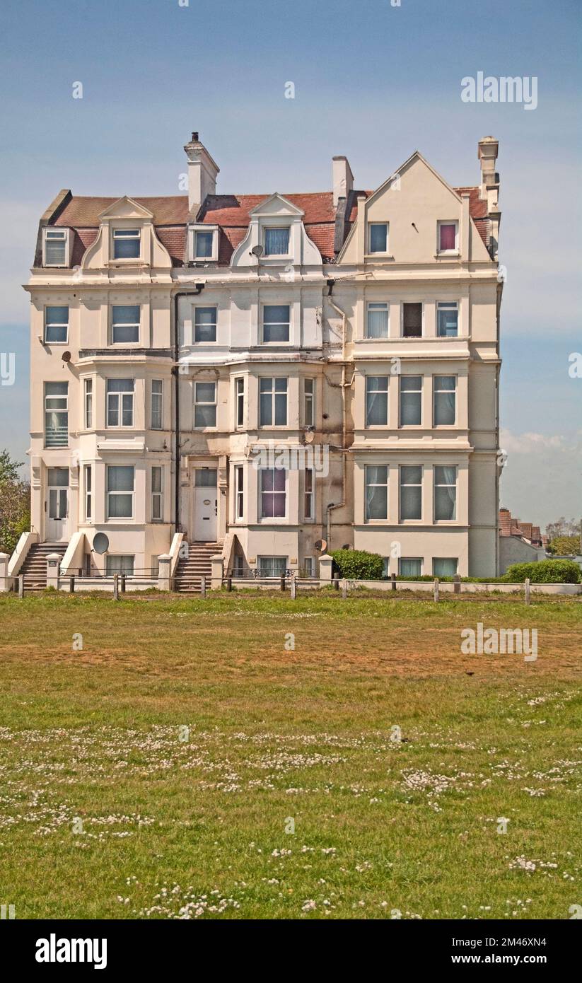 LITTLESTONE ON SEA FRONT BUILDING KENT Stock Photo - Alamy