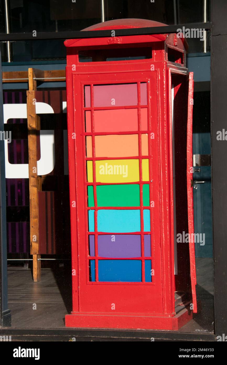 Red Phone Box Stock Photo - Alamy