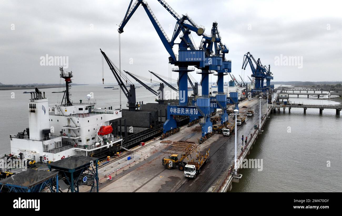 Aerial photos show foreign ships from New Zealand, Australia and other ...