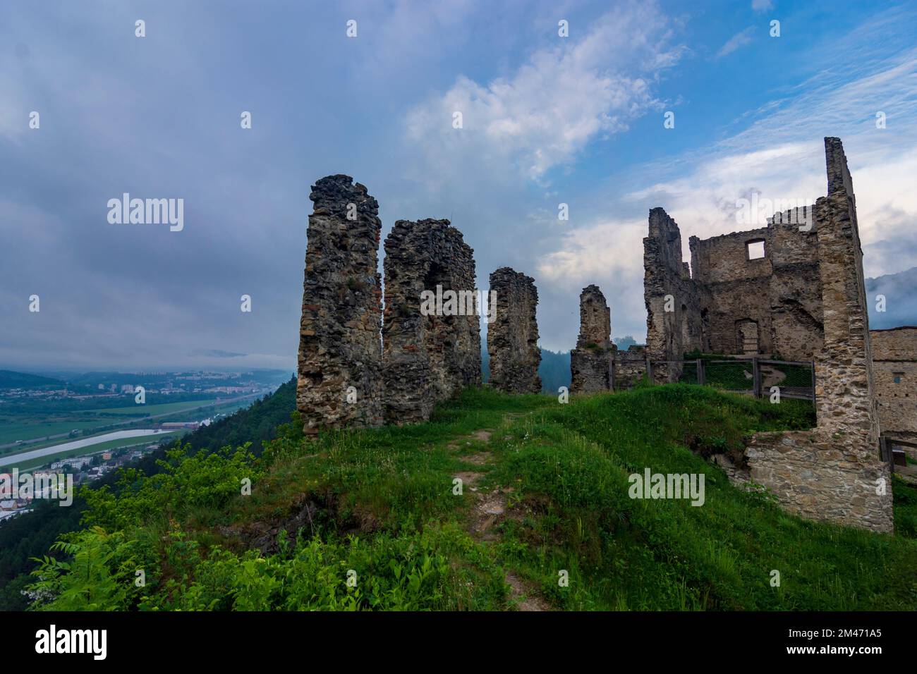 Povazsky hrad waagburg castle hi-res stock photography and images - Alamy