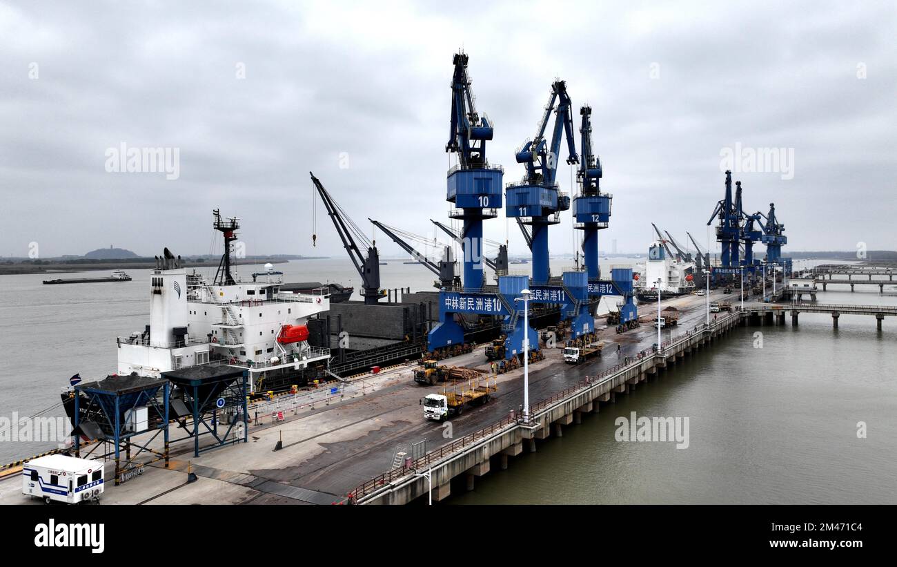 Aerial photos show foreign ships from New Zealand, Australia and other ...