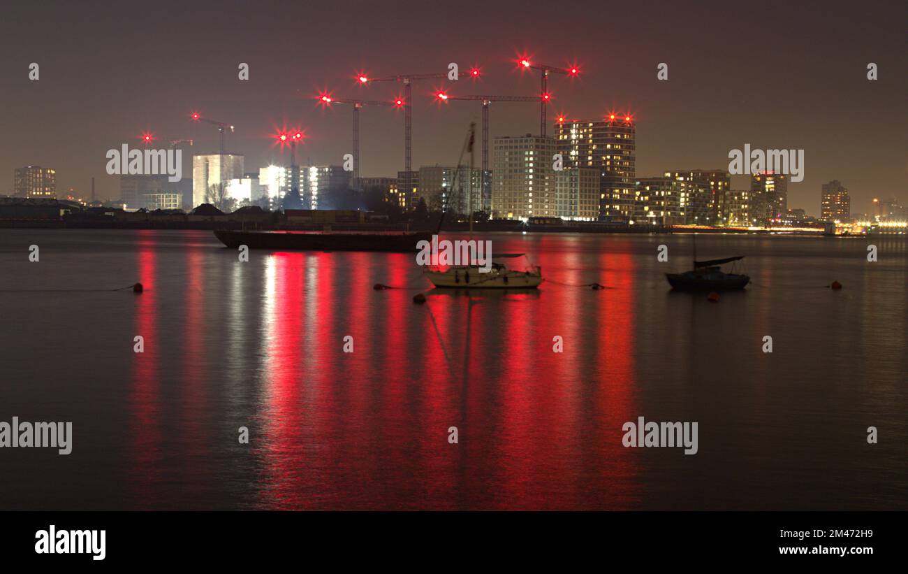Red lights in the water hi-res stock photography and images - Alamy