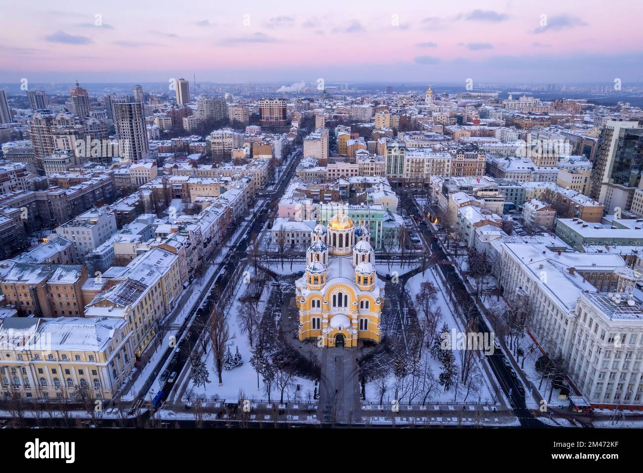 Aerial flying in city kiev hi-res stock photography and images - Alamy