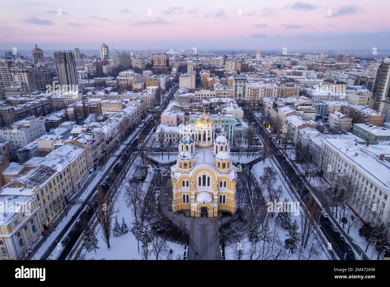 Aerial flying in city kiev hi-res stock photography and images - Alamy