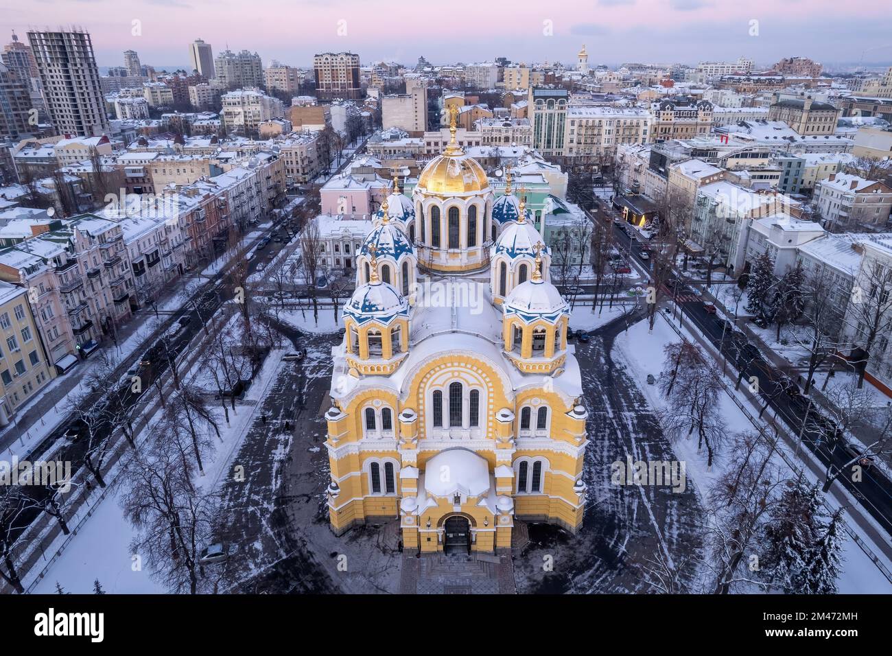 Aerial flying in city kiev hi-res stock photography and images - Alamy
