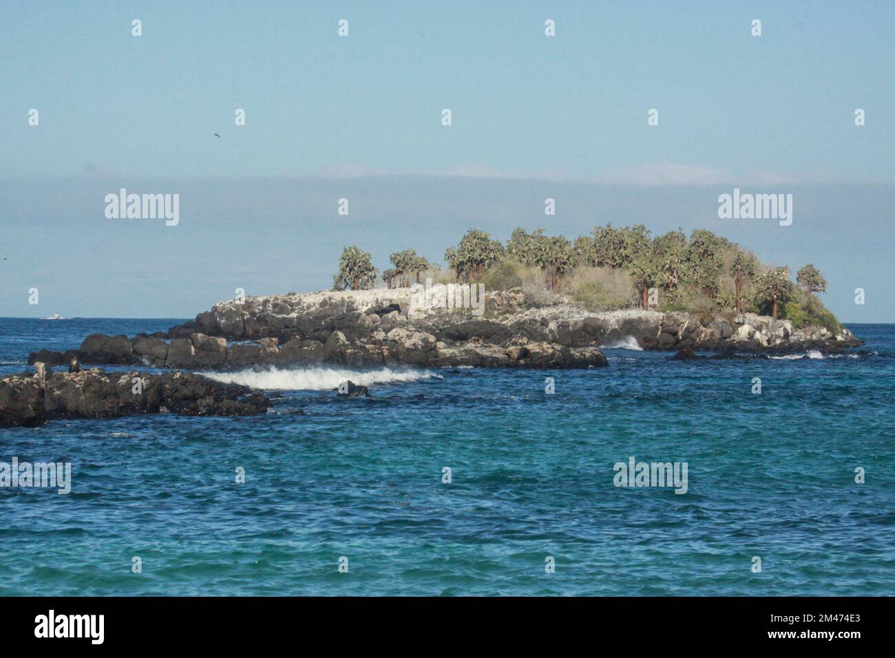 Galapagos landscape hi-res stock photography and images - Alamy