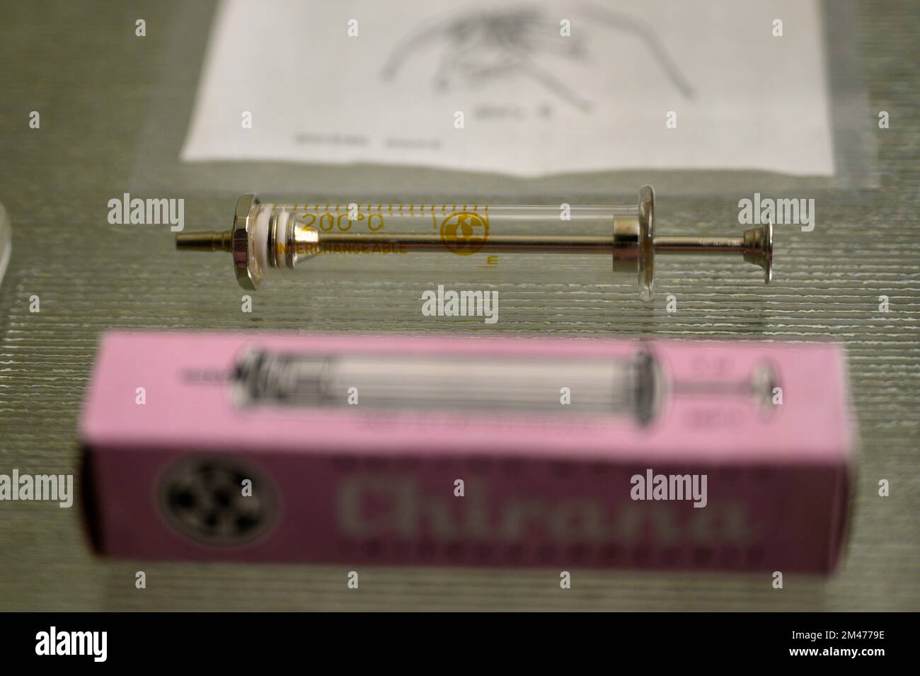 Surgical equipment historical hi-res stock photography and images - Alamy
