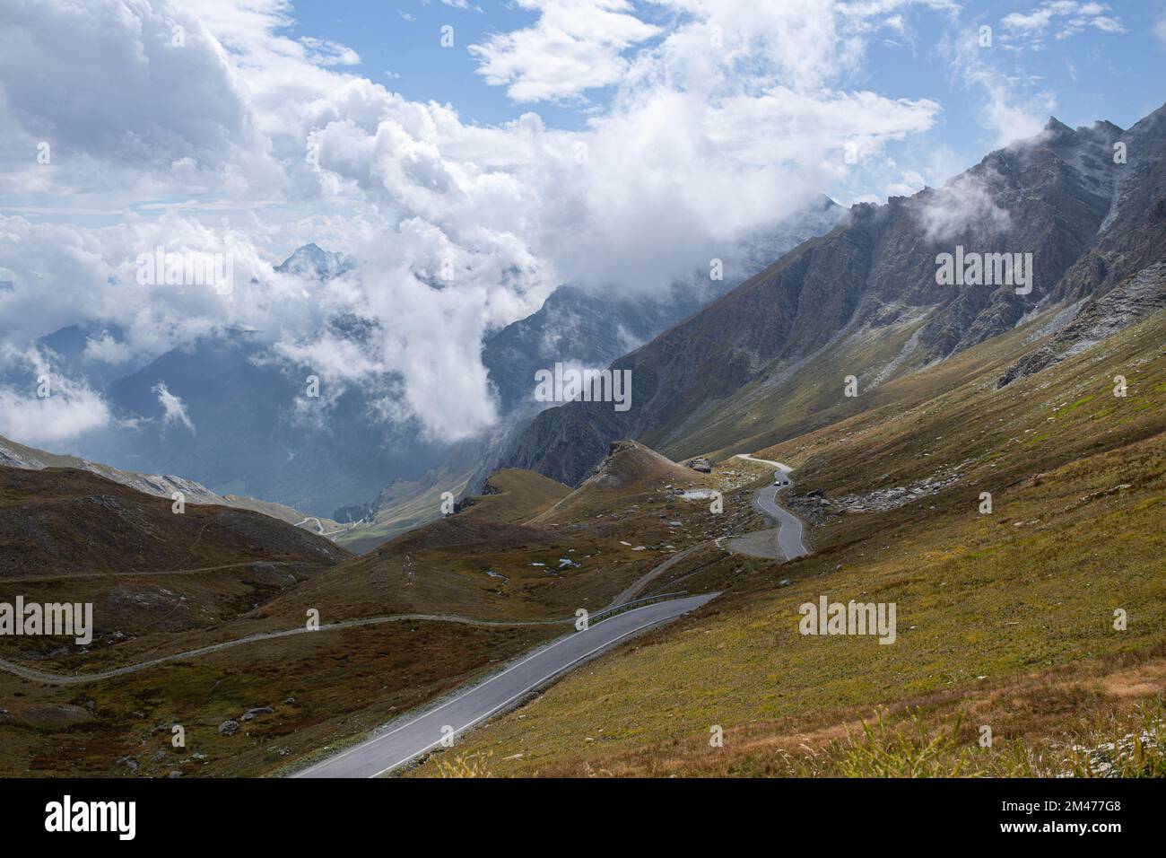 Neck border hi-res stock photography and images - Alamy