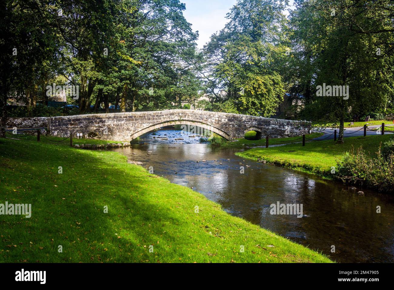 The footbridge and ford in the village of Linton Stock Photo - Alamy