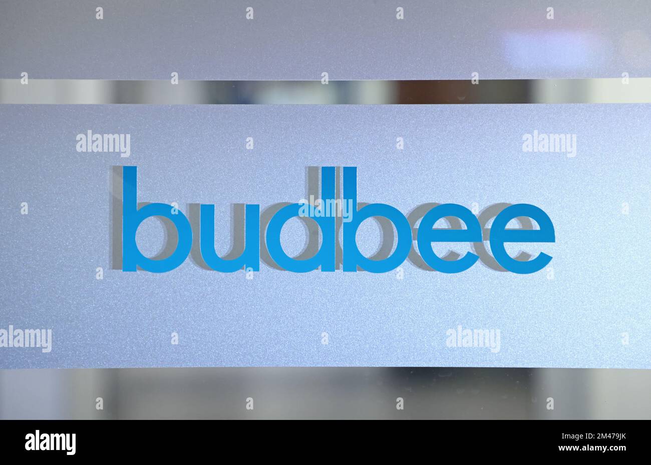 Budbee logo hi-res stock photography and images - Alamy