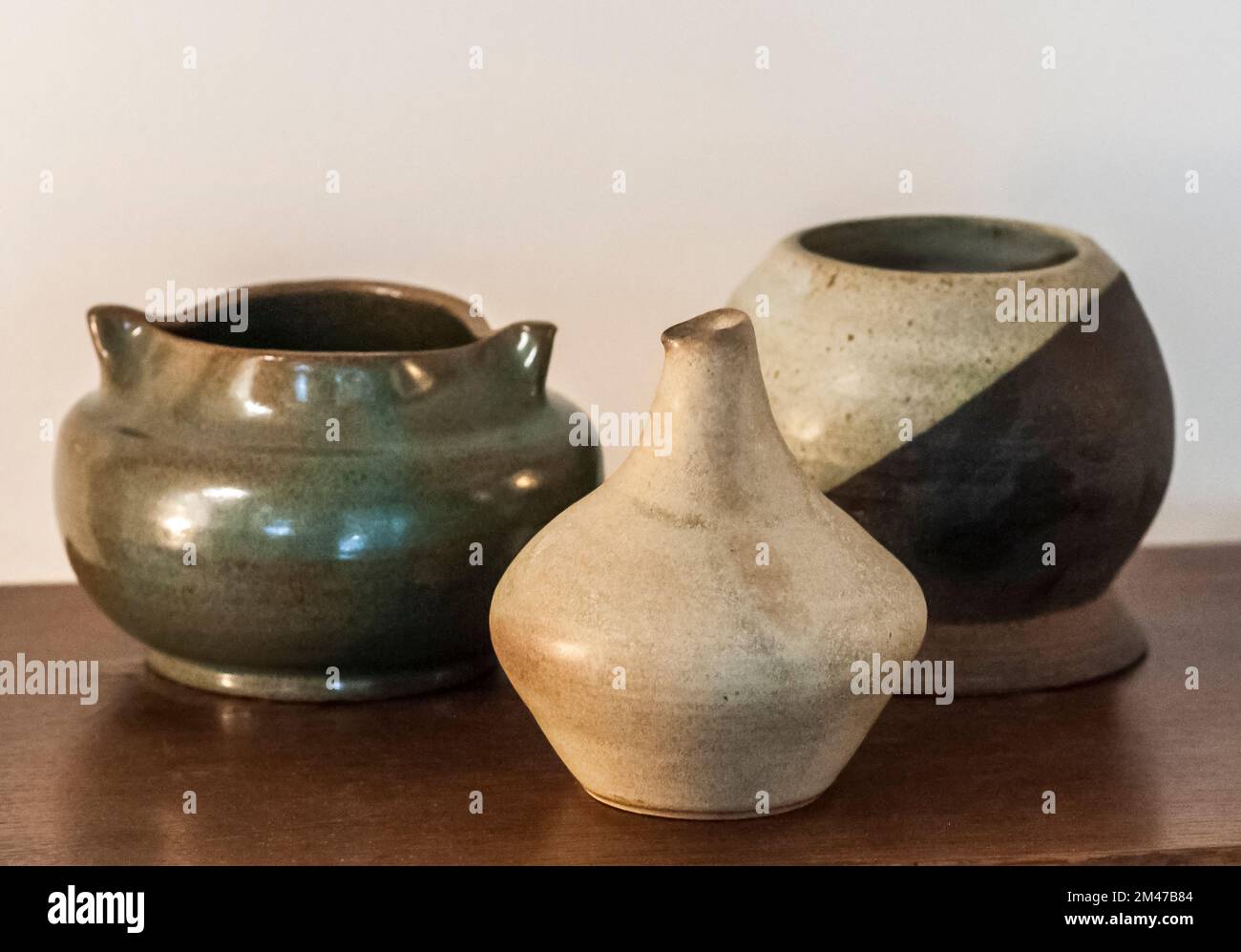 Hand made pottery Stock Photo - Alamy