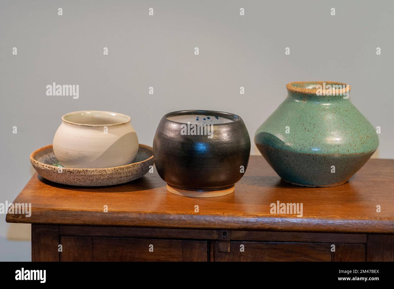 Hand made pottery Stock Photo - Alamy