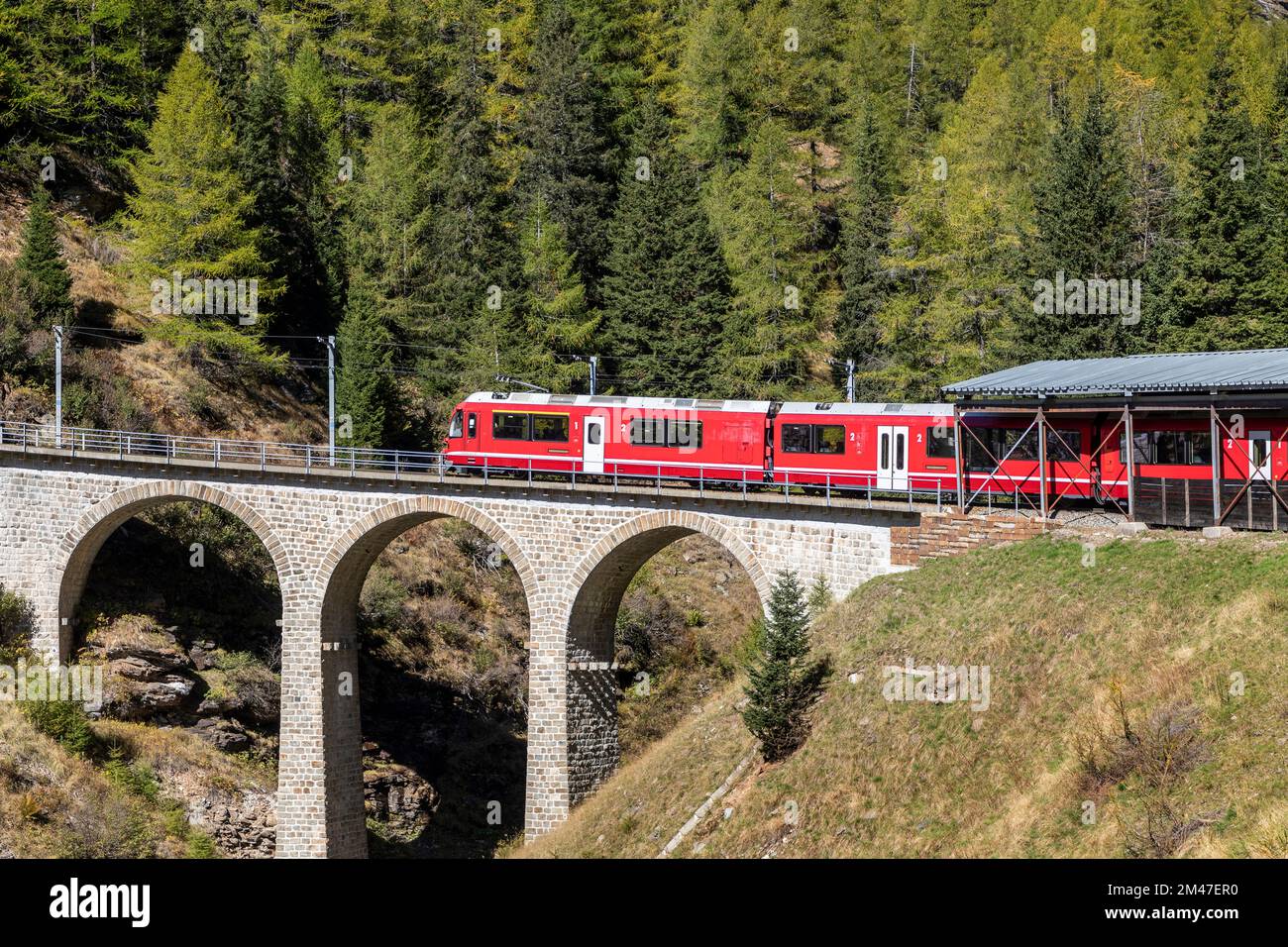 Acqua rail hi-res stock photography and images - Alamy