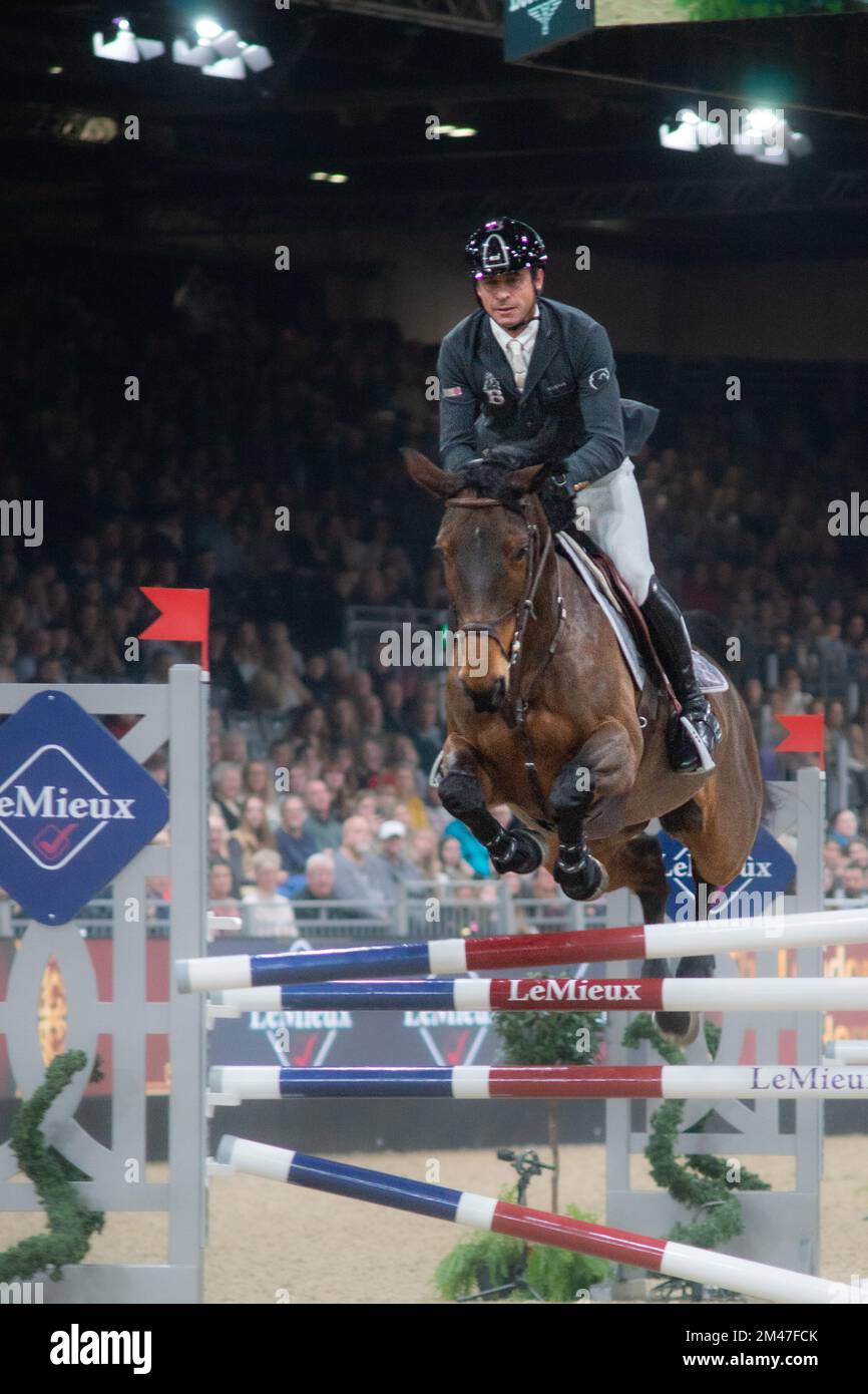 London, UK. 19th Dec, 2022. UntitledJoseph Trunkfield and Cruze win the ...