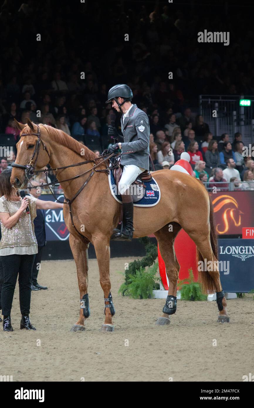 London, UK. 19th Dec, 2022. UntitledJoseph Trunkfield and Cruze win the ...