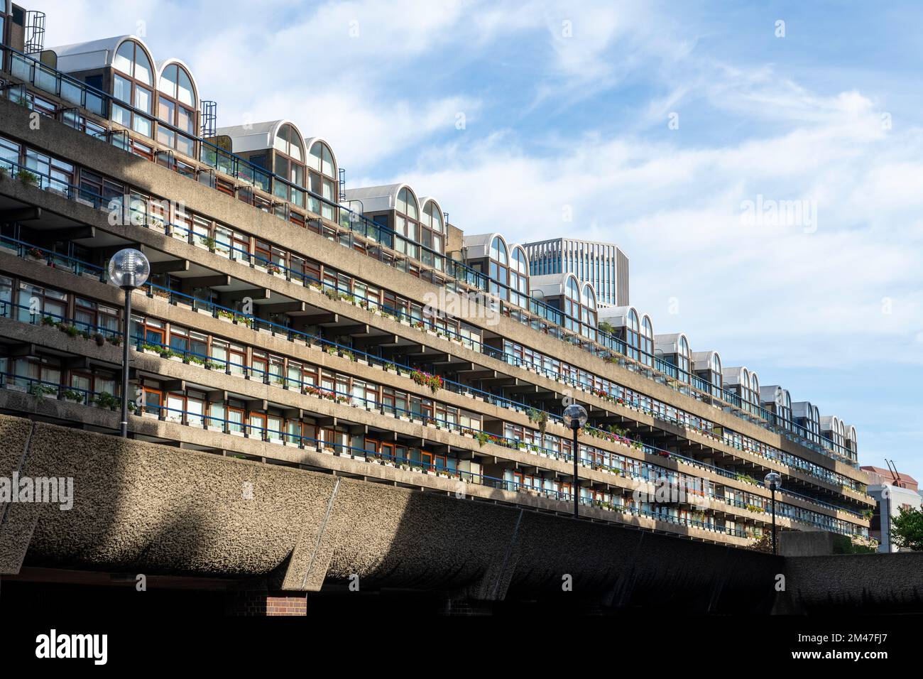 Ben Jonson House the longest terrace block in the Barbican Estate. It ...