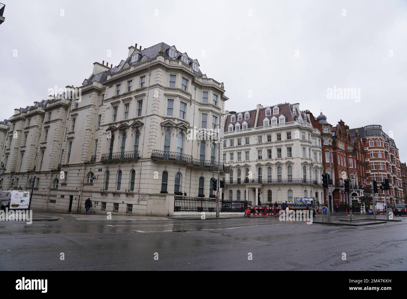 Kensington and chelsea district of london hi-res stock photography and ...