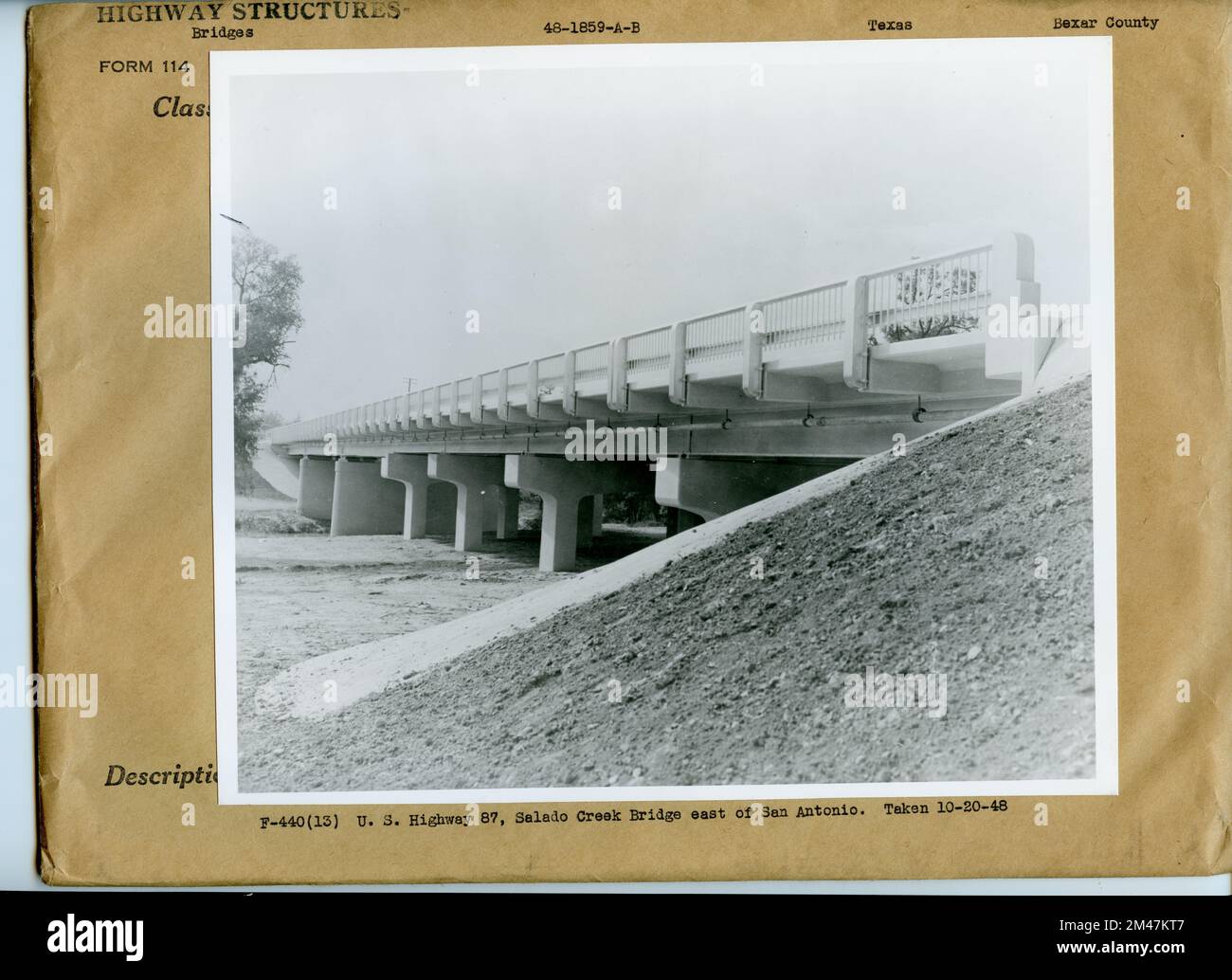 Salado Creek Bridge. Original caption: F-440 (13) U.S. Highway 87 ...