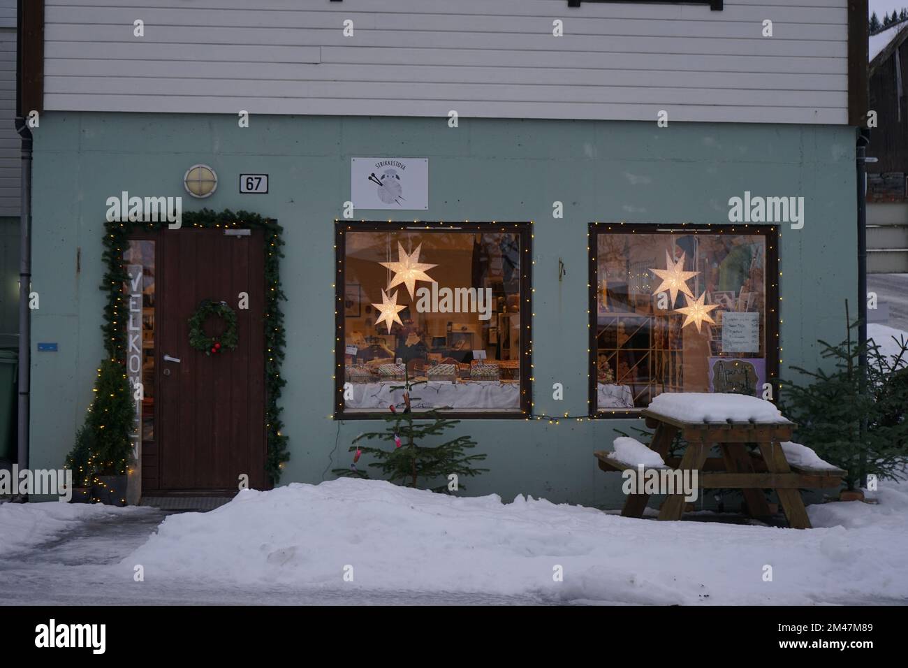 Poster showcase hi-res stock photography and images - Alamy