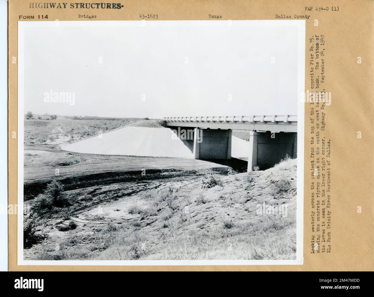Trinity river levee hi-res stock photography and images - Alamy