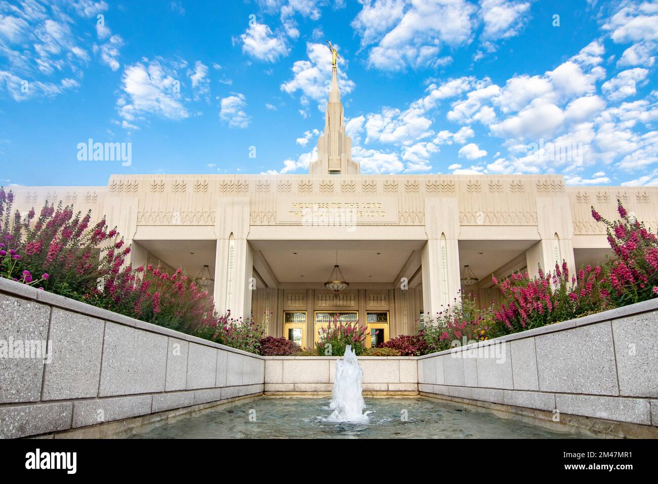 Phoenix lds temple Stock Photo - Alamy