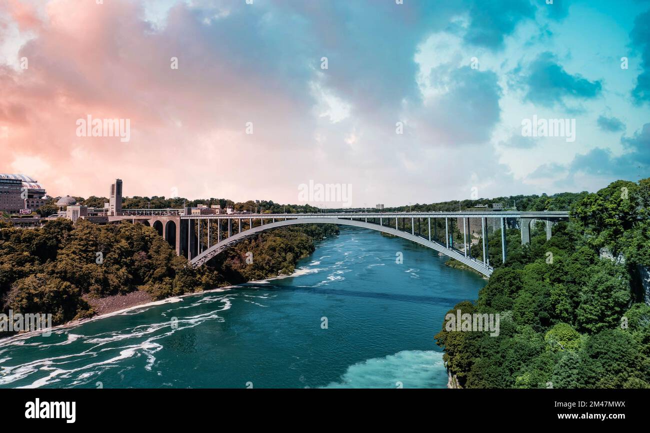 the bridge at Niagara Falls Stock Photo - Alamy