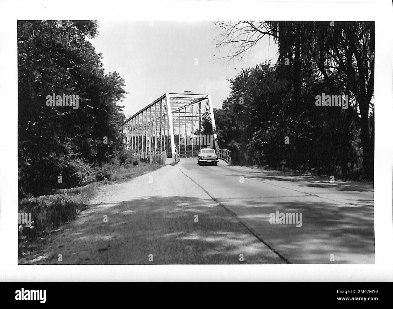 Lansdowne place Black and White Stock Photos & Images - Alamy