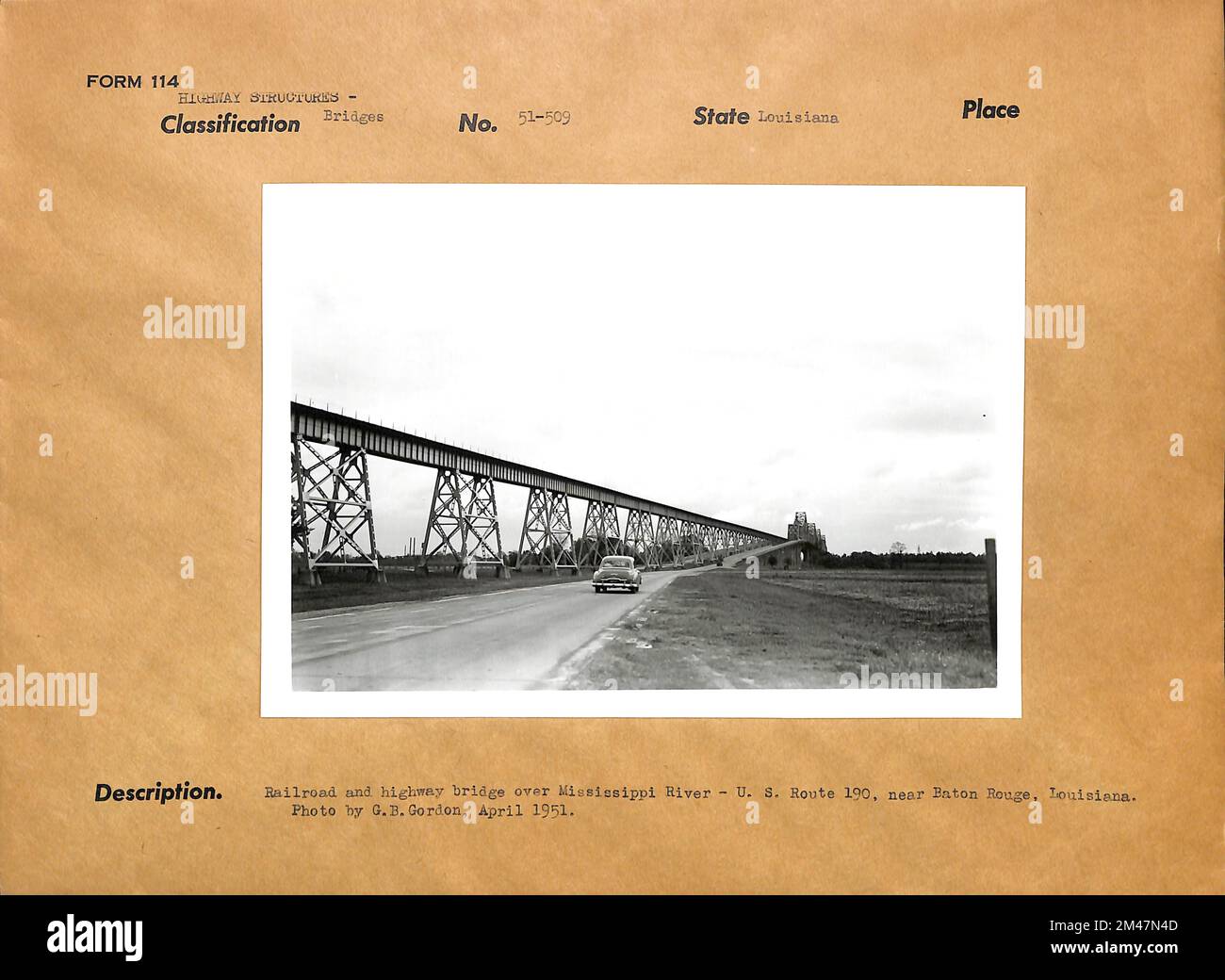 Railroad and highway bridge over Mississippi River near Baton Rouge ...