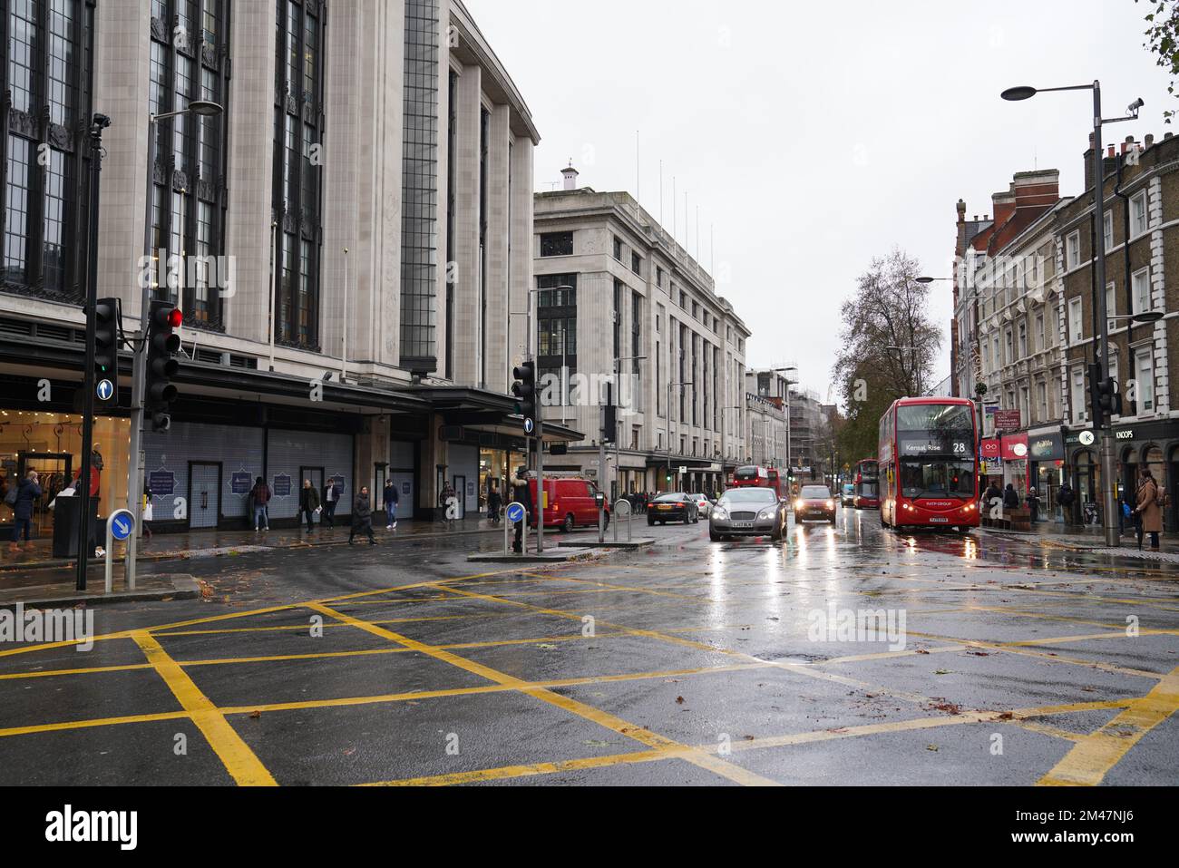 Street view kensington hi-res stock photography and images - Alamy