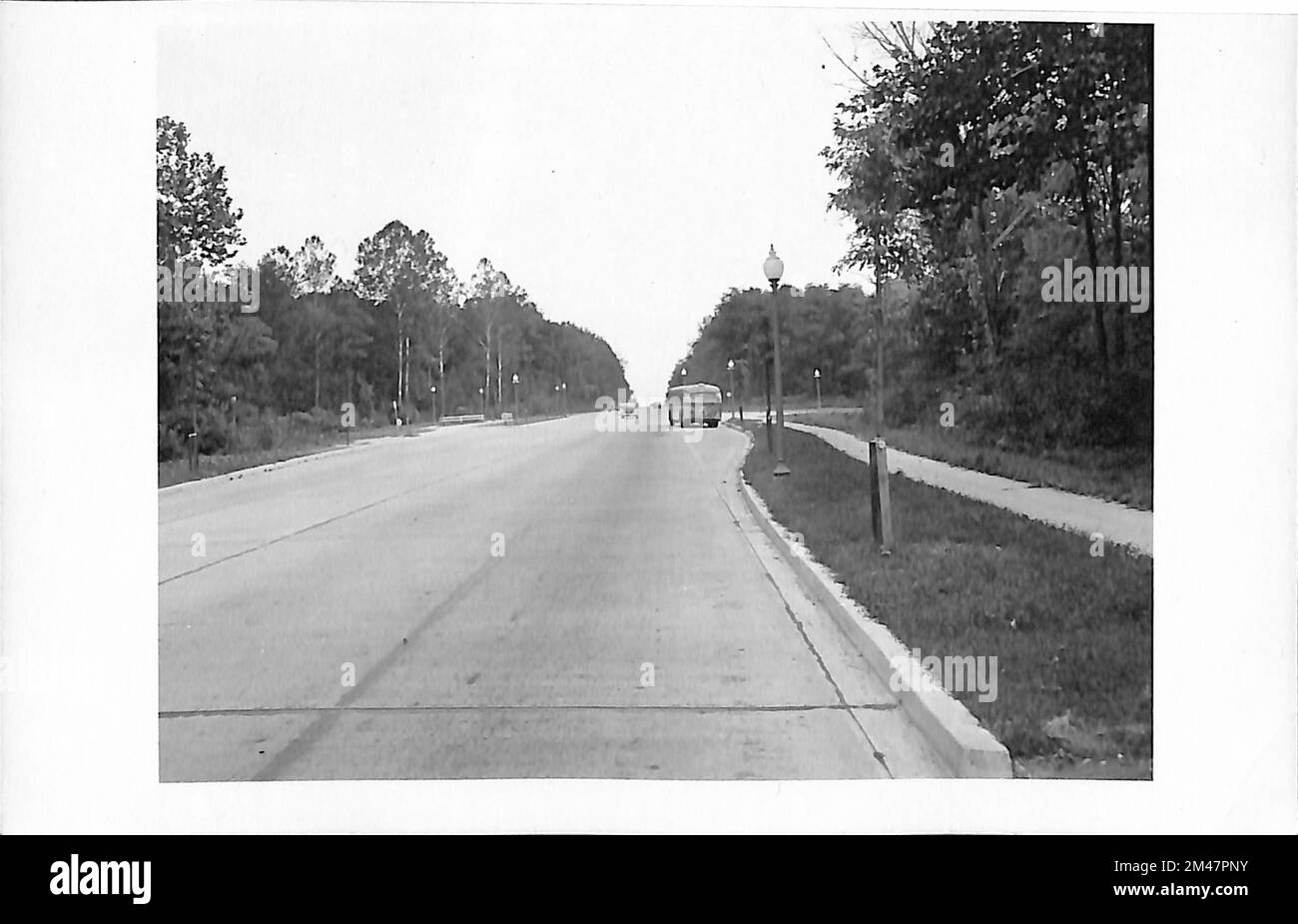 Curb setbacks for bus stops. State: Washington, DC Stock Photo - Alamy