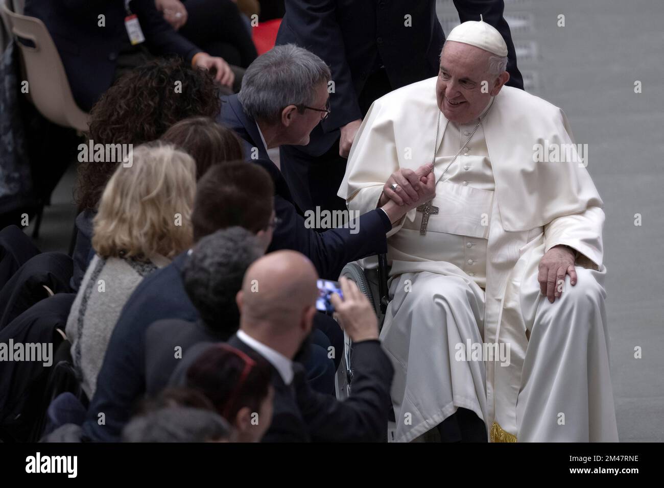 Vatican City, Vatican, 19 Decenber, 2022. Pope Francis greets Italian ...