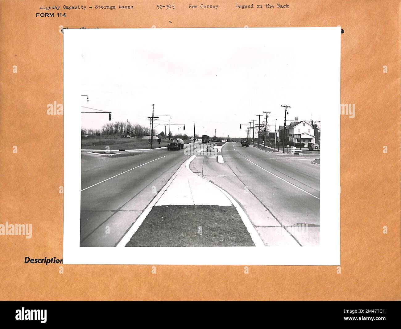 4 way crossing hi-res stock photography and images - Alamy