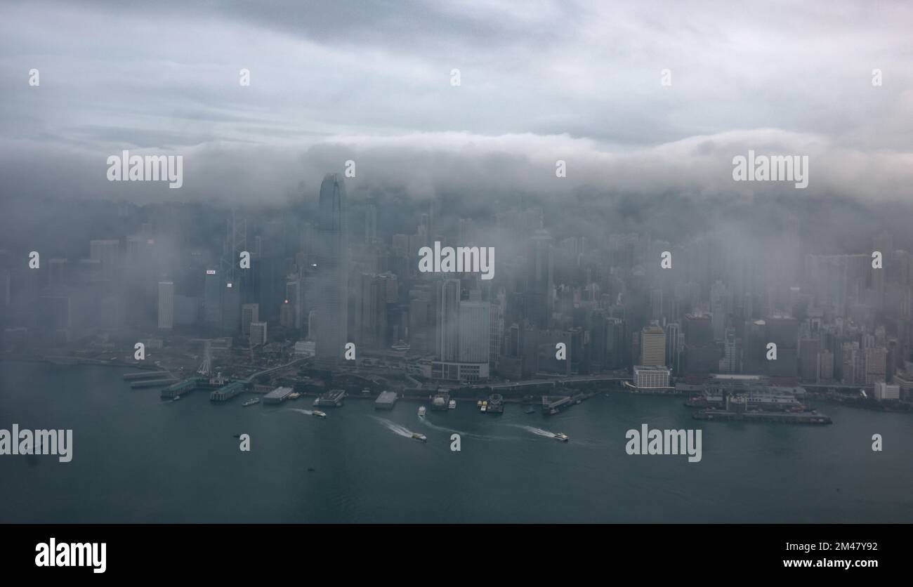 Mercury drops hi-res stock photography and images - Alamy