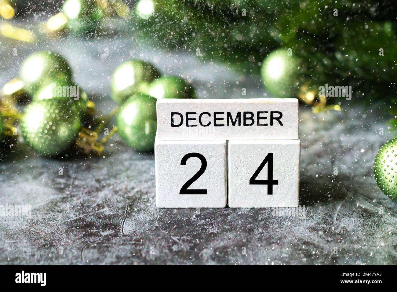 White wooden retro calendar with December 24th date. Christmas Eve ...