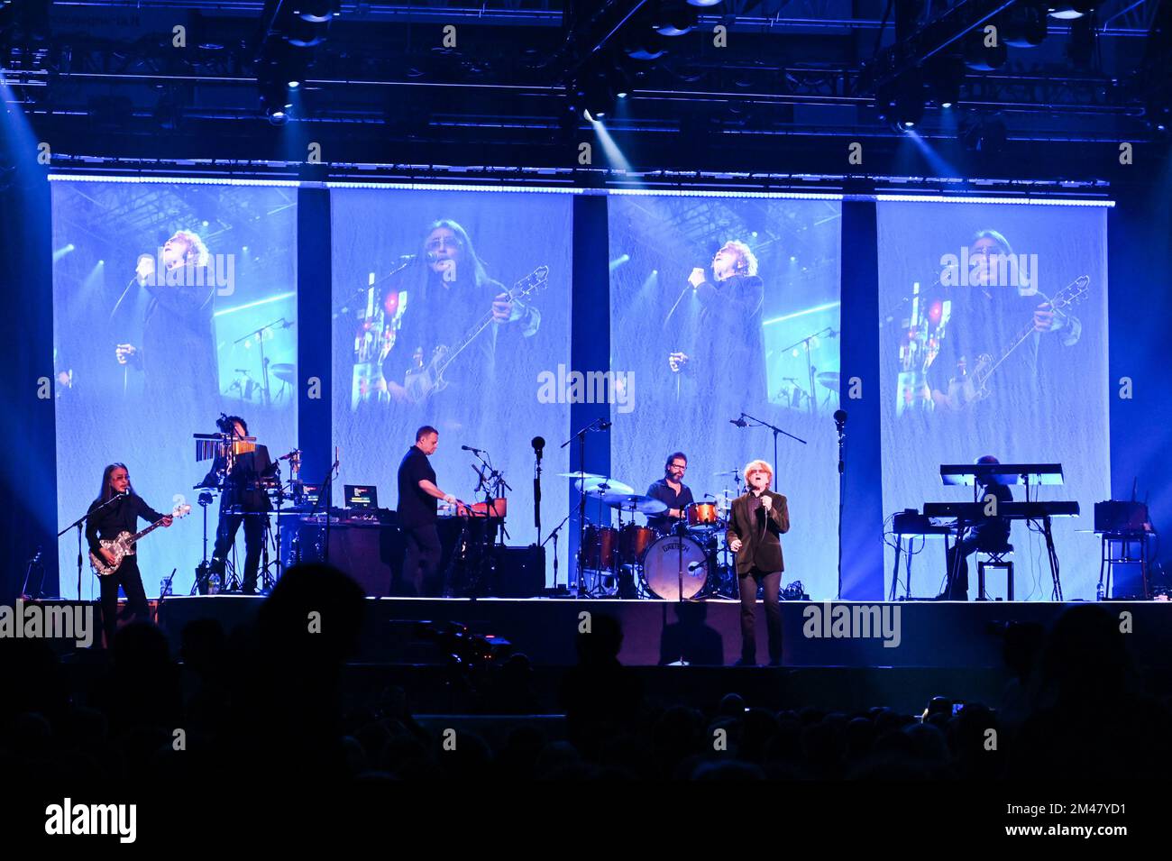 Kioene Arena, Padua, Italy, December 15, 2022, Simply Red during Simply ...
