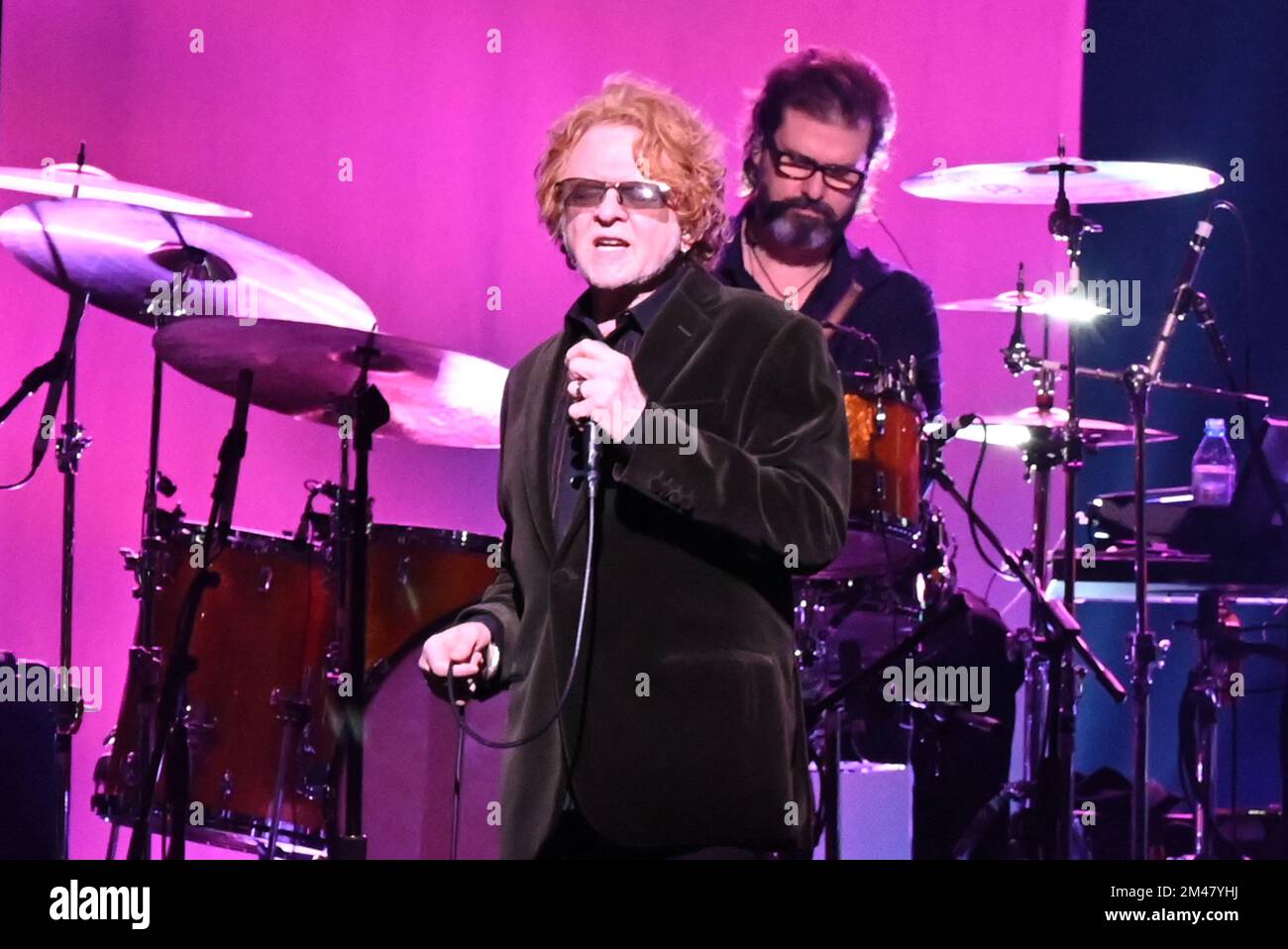 Kioene Arena, Padua, Italy, December 15, 2022, Mick Hucknall of Simply ...